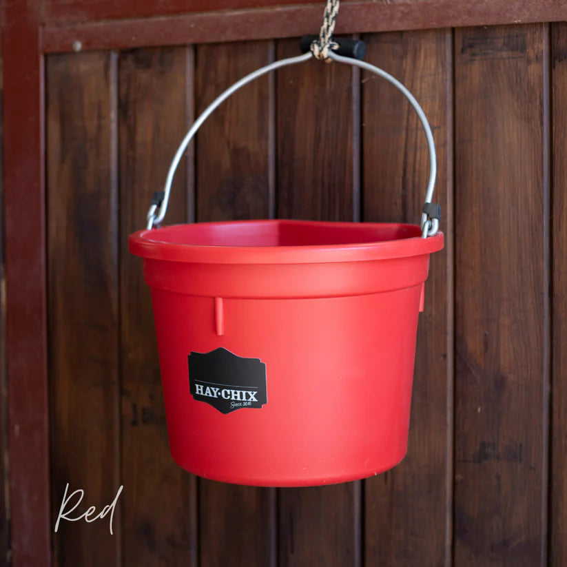 The Hay Chix Favorite Bucket – Kent's Feed Barn